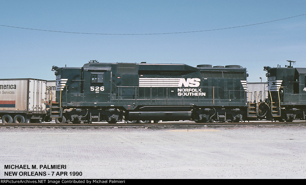 NS GP30 526